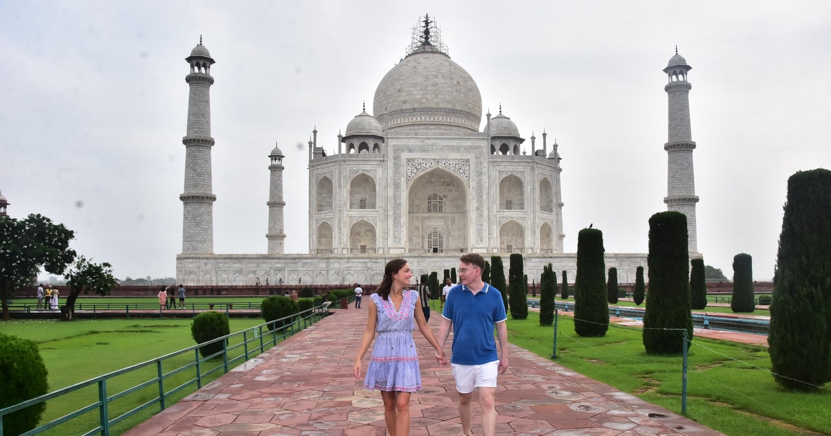 Delhi: Taj Mahal all'alba e conservazione degli elefanti - Tutto ...