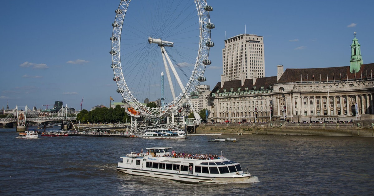 London: Guided Thames Cruise and Harry Potter Walking Tour | GetYourGuide