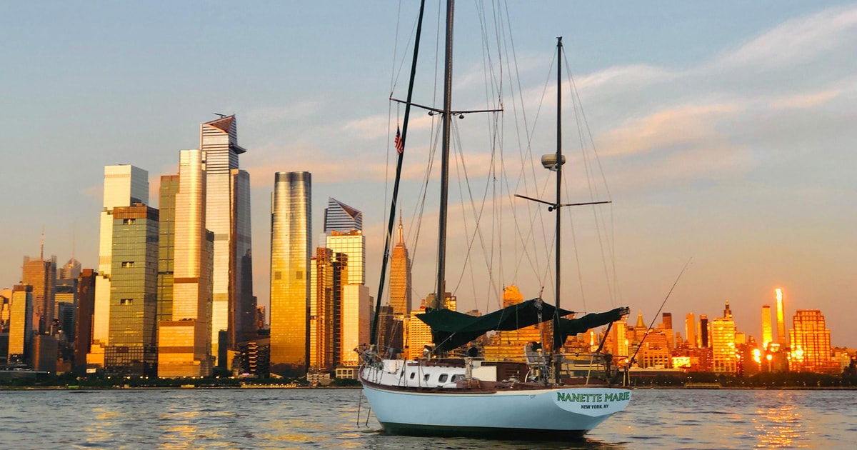NYC- PRIVATE SAILBOAT, STATUE OF LIBERTY, MANHATTAN SKYLINE | GetYourGuide