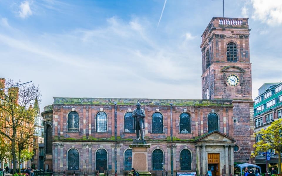 Manchester: Self-Guided City Walk & Immersive Treasure Hunt | GetYourGuide