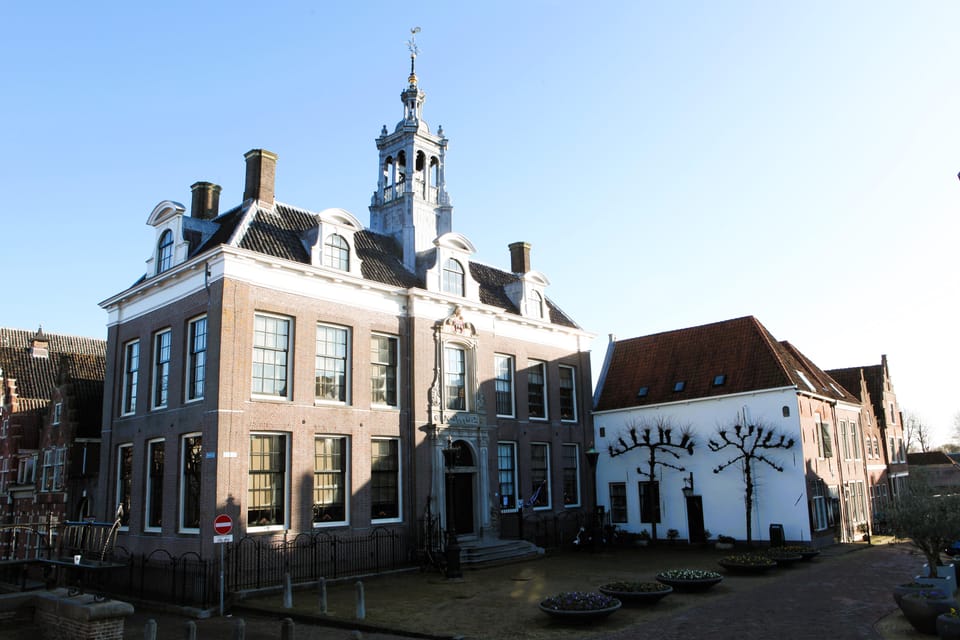 Holland: Highlights of Holland tour with cheese tasting | GetYourGuide