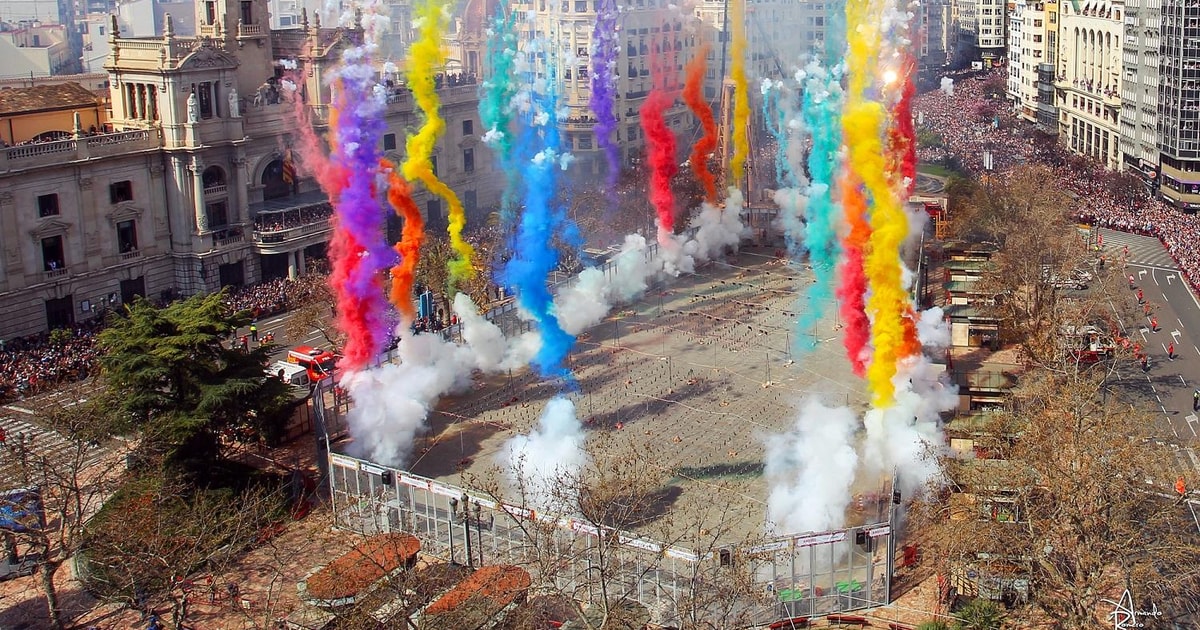 From Alicante: Valencia Las Fallas Celebration Day Trip | GetYourGuide