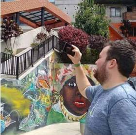 Comuna 13 Graffiti Tour | GetYourGuide Supplier